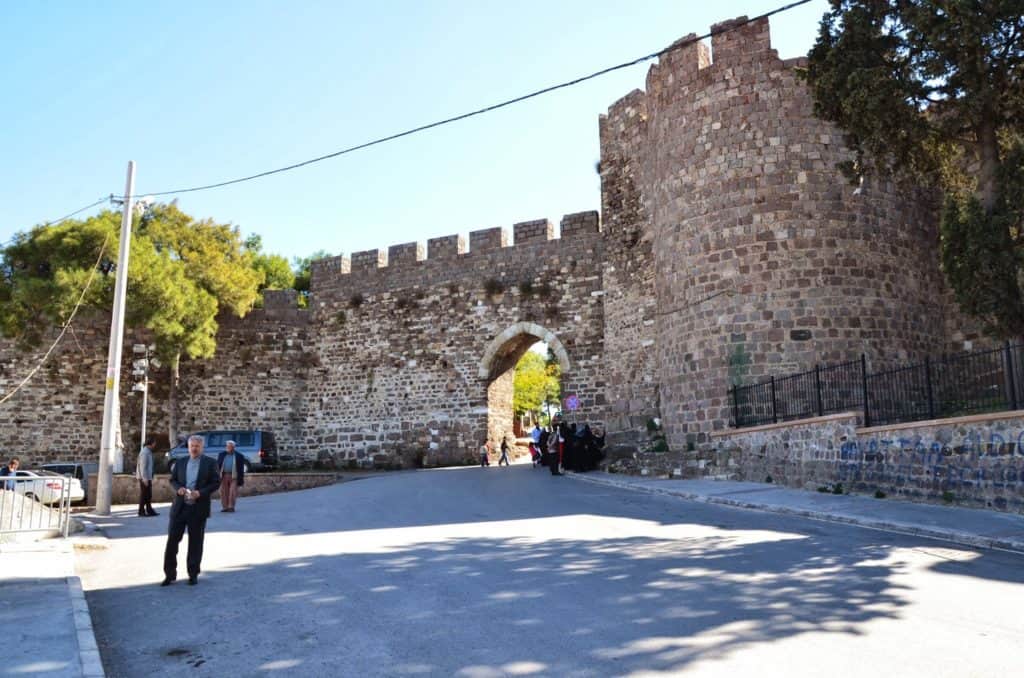 Kadifekale (Castle in Izmir, Turkey) - Nomadic Niko