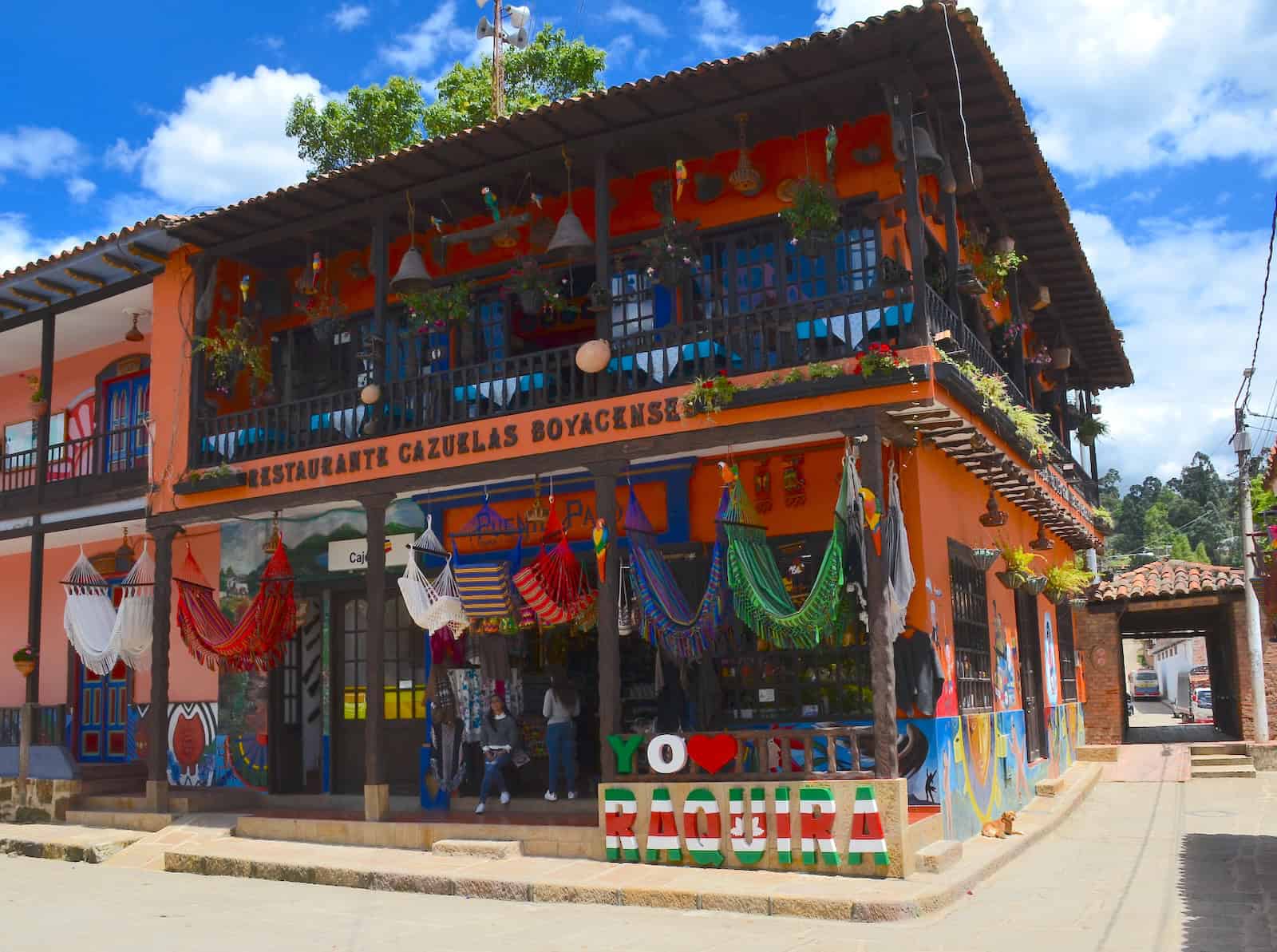 Ráquira: Exploring the Colorful Pottery Capital of Colombia