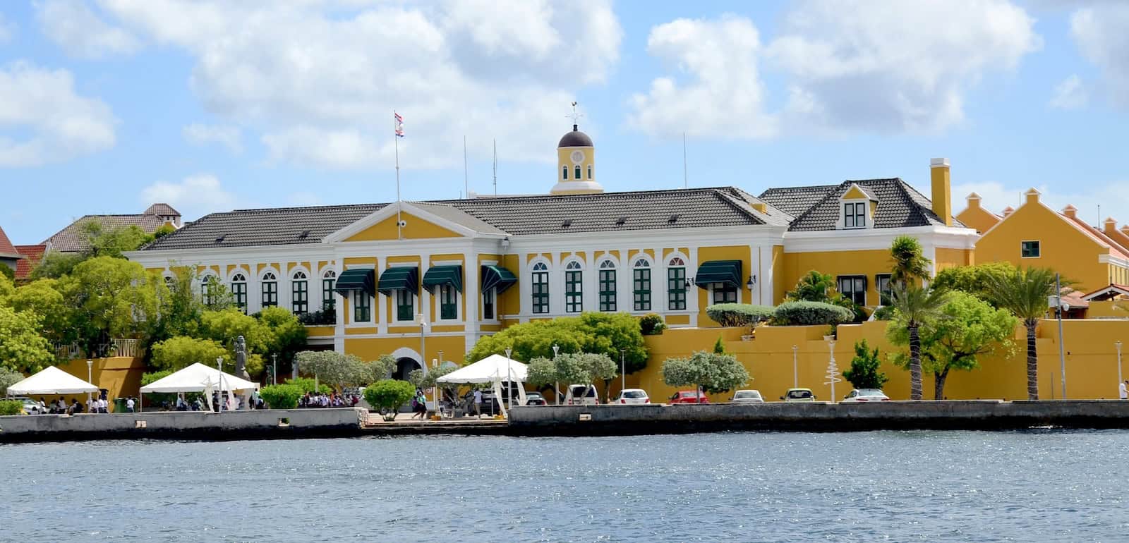 Willemstad: Exploring the Charming Capital City of Curaçao